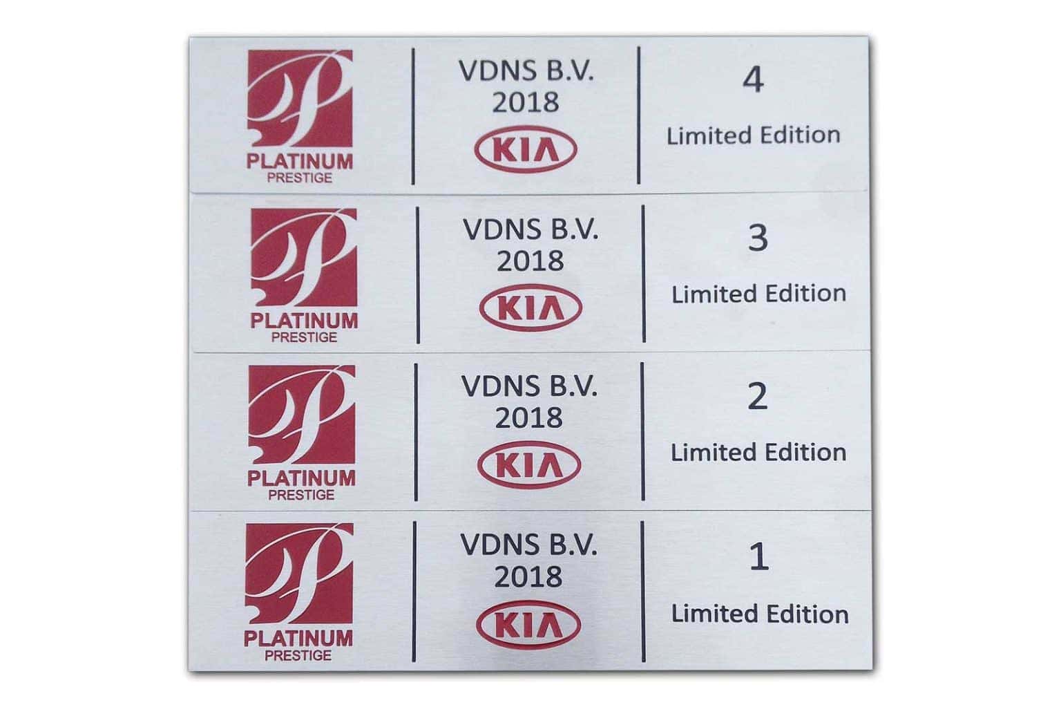 Metalen plaatjes graveren | Industrie - Gravure85