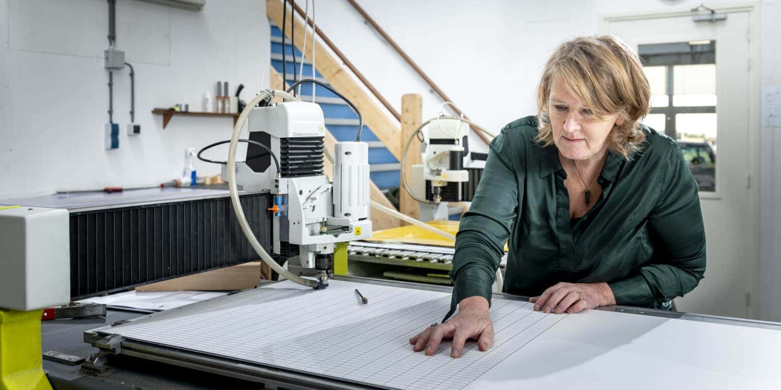 Resopal graveren of labels printen? - Gravure85